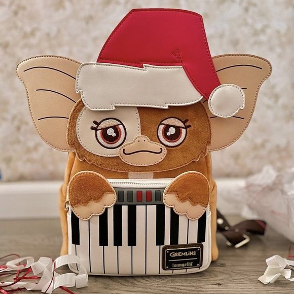 Loungefly | Bags | Loungefly Gremlins Holiday Gizmo With Keyboard ...